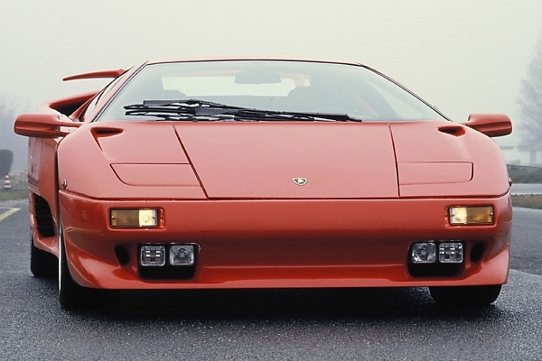 Lamborghini Diablo Turns 35 : Photos Of Iconic Supercar That Ruled The ...