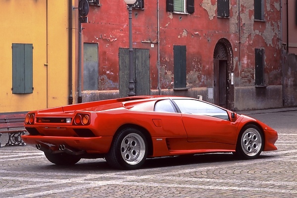 Lamborghini Diablo Turns 35 : Photos Of Iconic Supercar That Ruled The ...