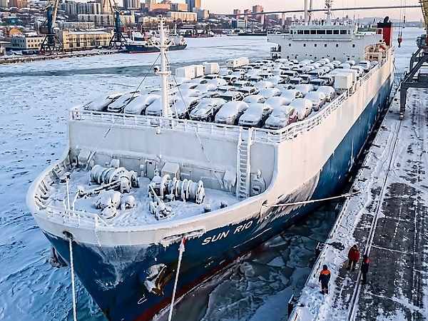 Ice-covered Cargo Ship Arrives At Russian Port With Thousands Of Frozen ...