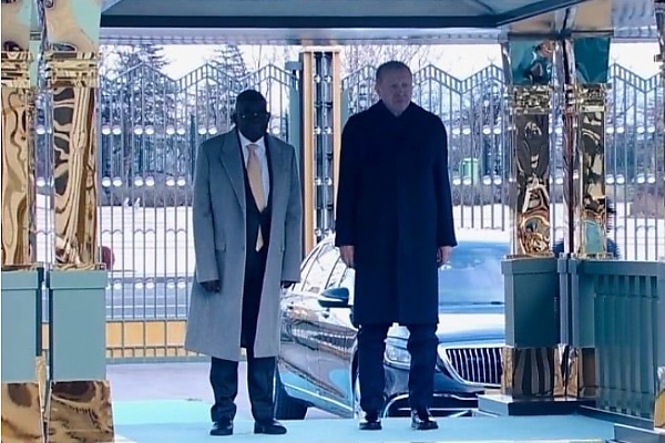 Tinubu Chauffeured In Armored Mercedes-Maybach S650 Pullman Guard ...
