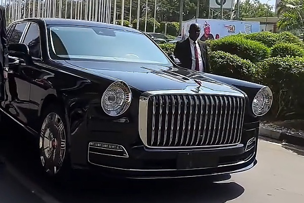Moment Niger Delta Billionaire Arrived For His 50th Birthday Party In ...